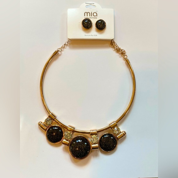 mia collection | Jewelry | Mia Collection Statement Necklace And ...